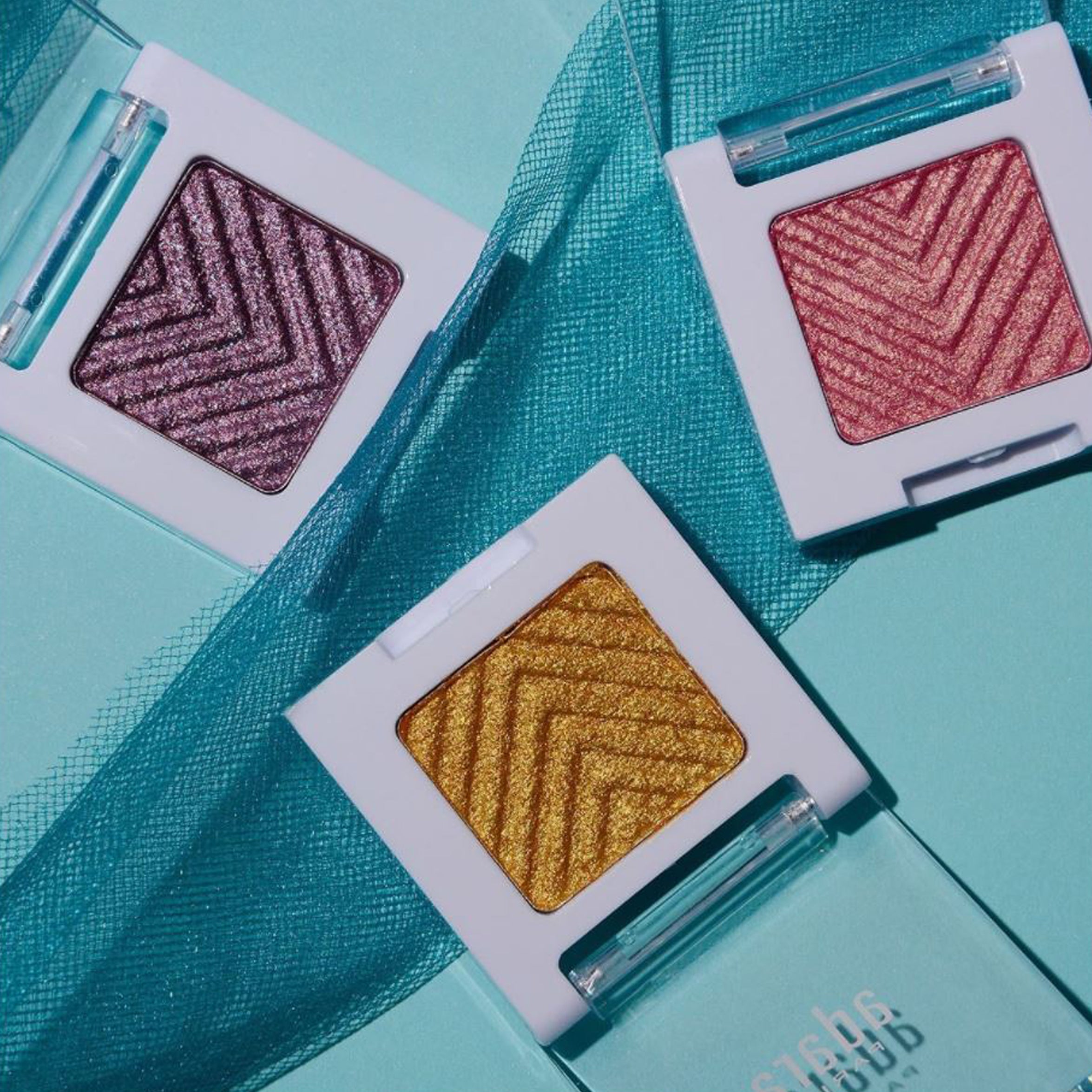 EYE TOPPER – Adara Comséticos