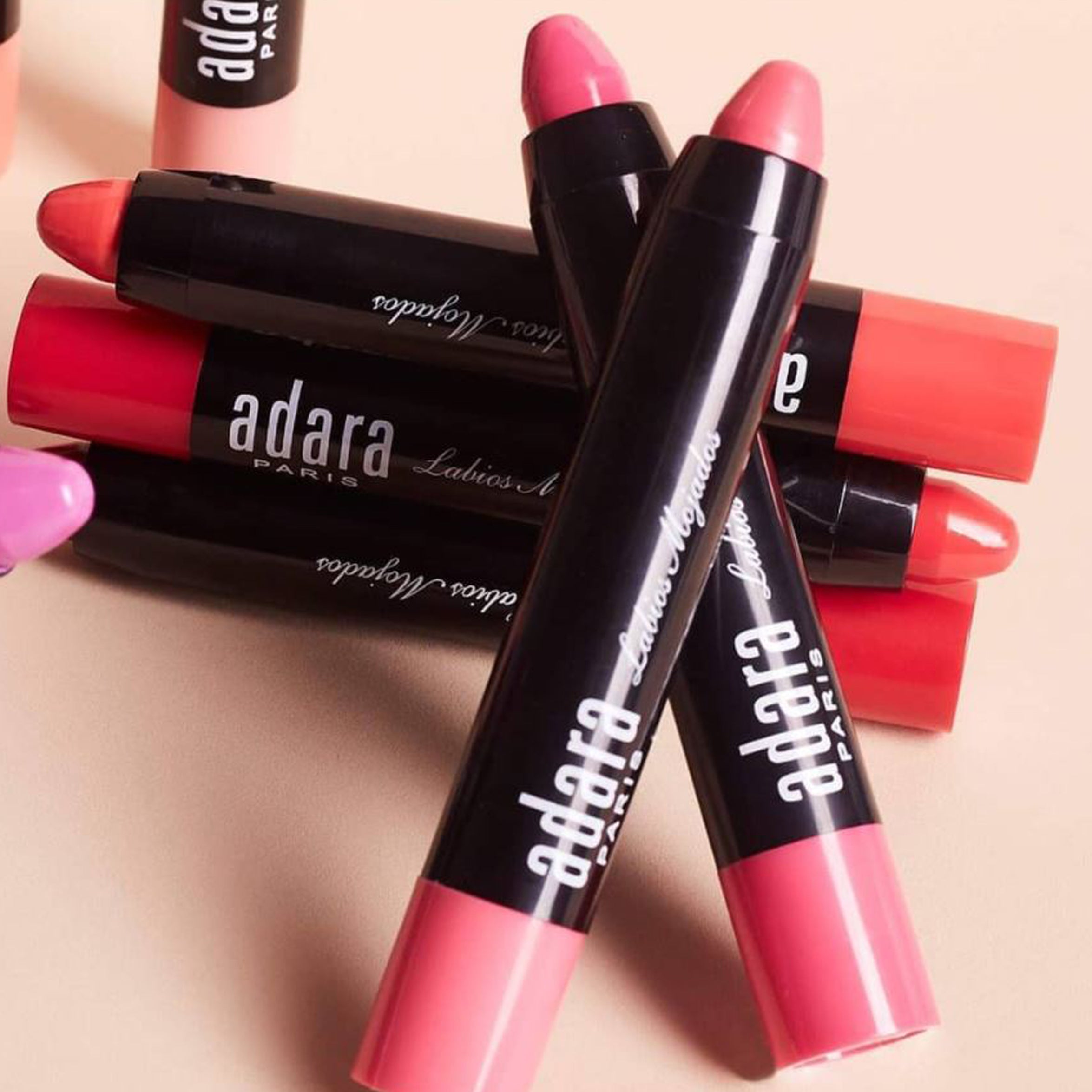 CRAYÓN PARA LABIOS – Adara Comséticos